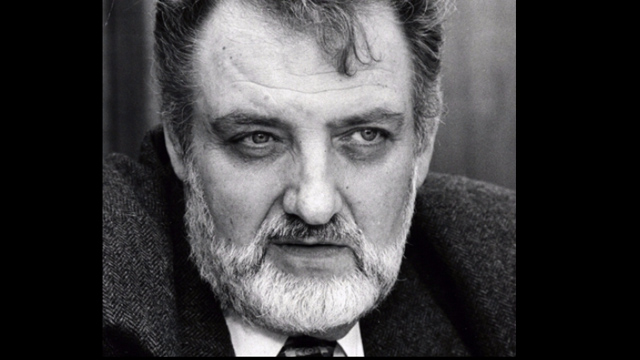 Libabőrös vagyok amikor Gregor József művész Úr előadásában hallgatom ...