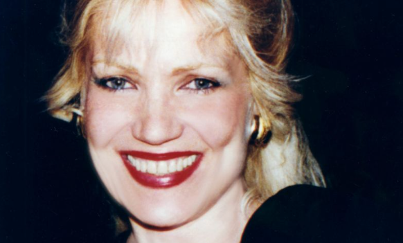 Adamis Anna: Ne keress máshol